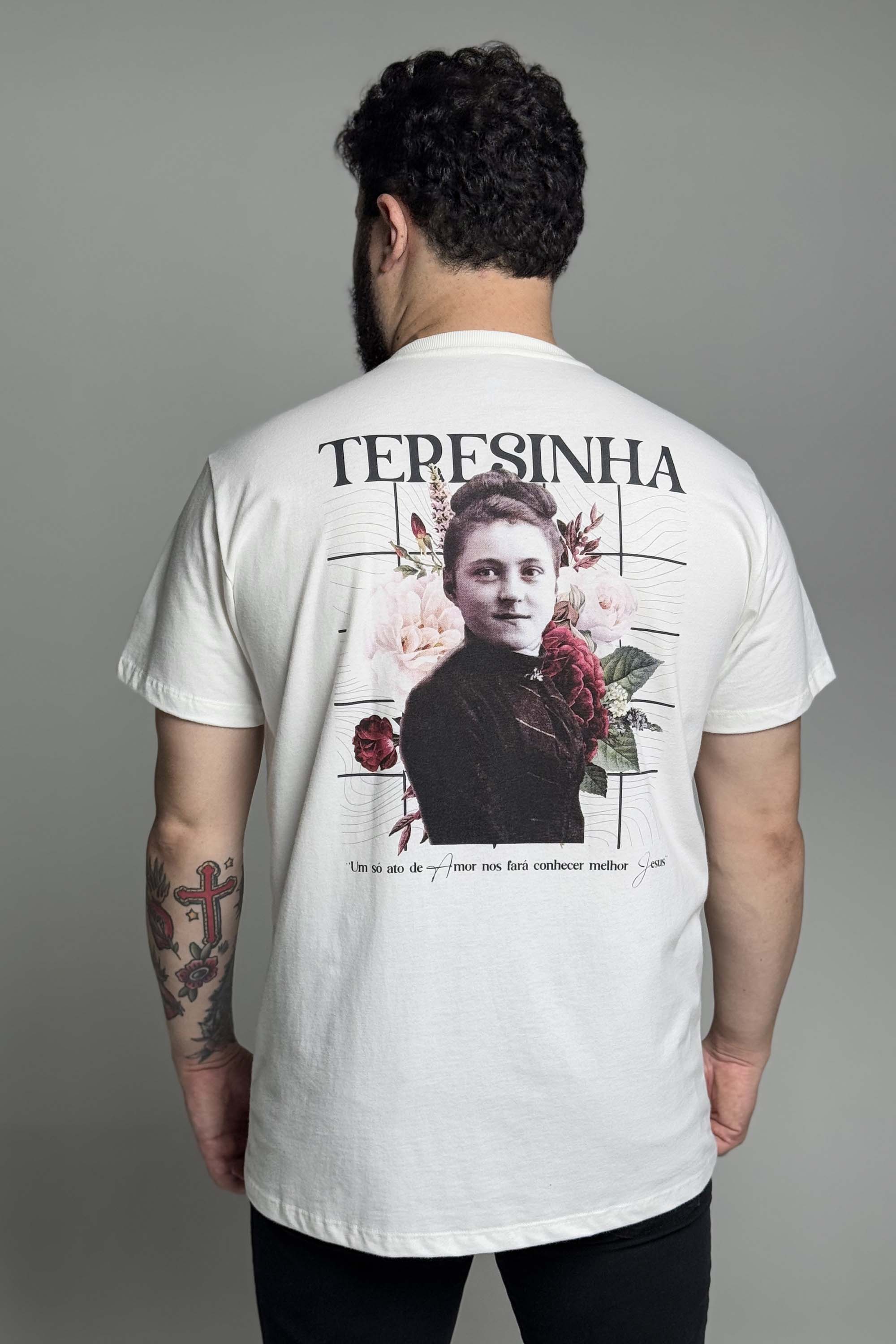 Camiseta Santa Teresinha do Menino Jesus - 100% Algodão Premium